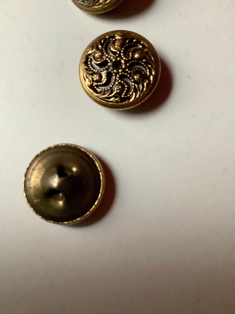 Set of Four Victorian Buttons. Brass Color Lacy Metal Pinwheel Design ...