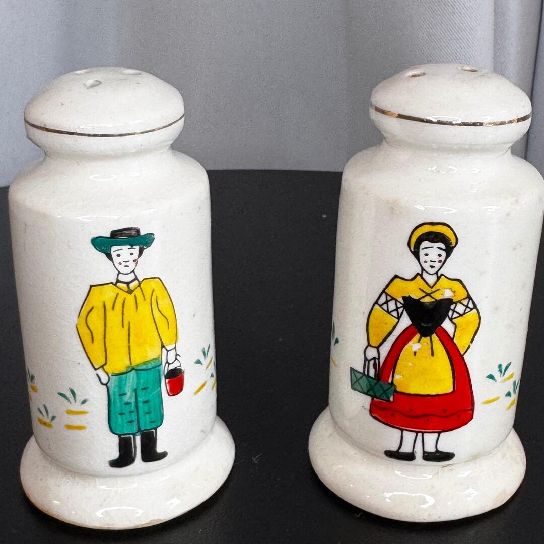 Vintage 50s Hand Painted Dutch Salt & Pepper Shakers Folk Art Off ...