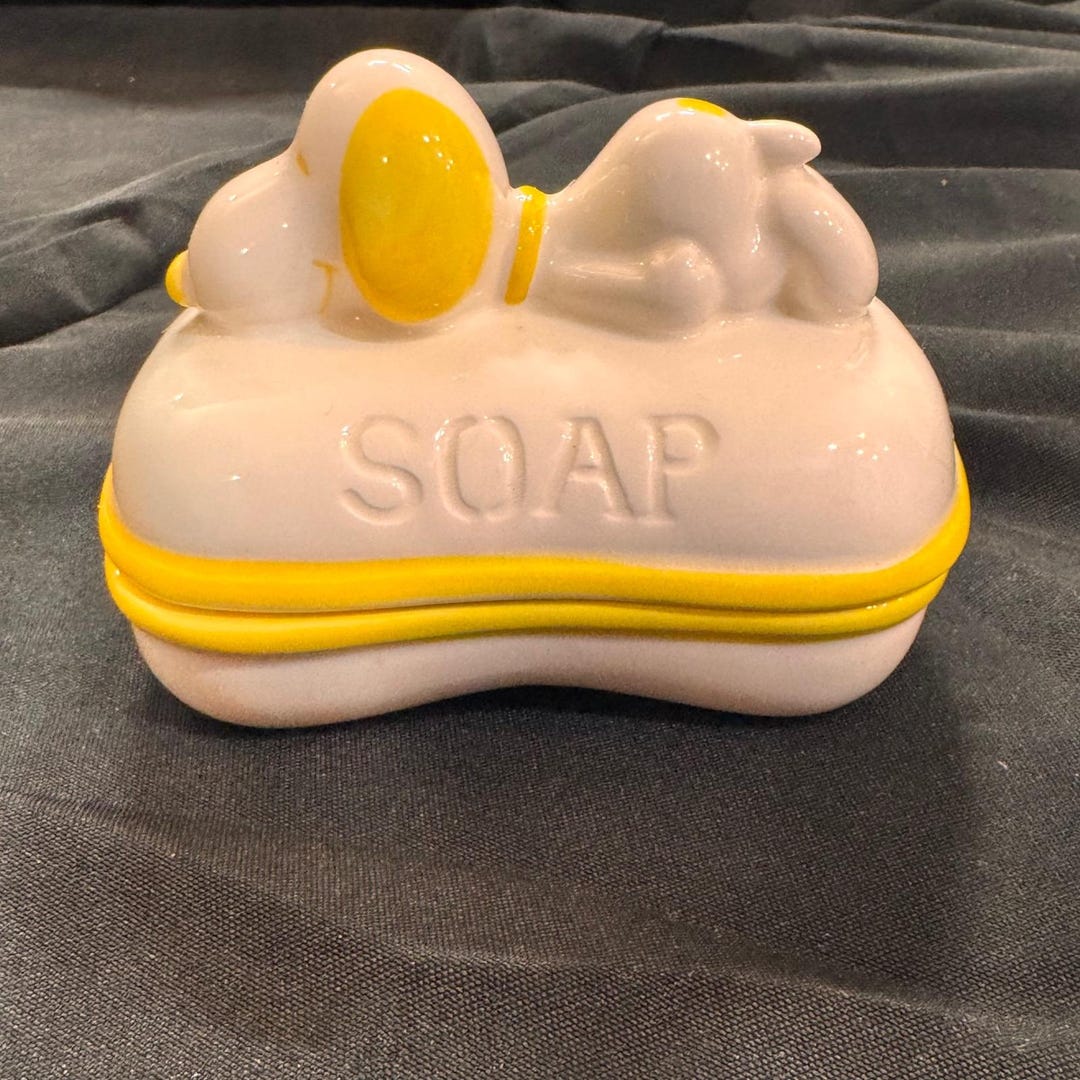 Vintage Snoopy Soap Dish 1958, 1966 United Feature Syndicate Japan ...
