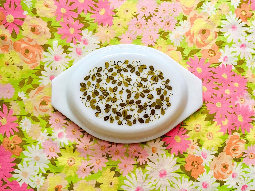 Vintage Pyrex Verde Olive Pattern Casserole Milk Glass Dish Lid ...
