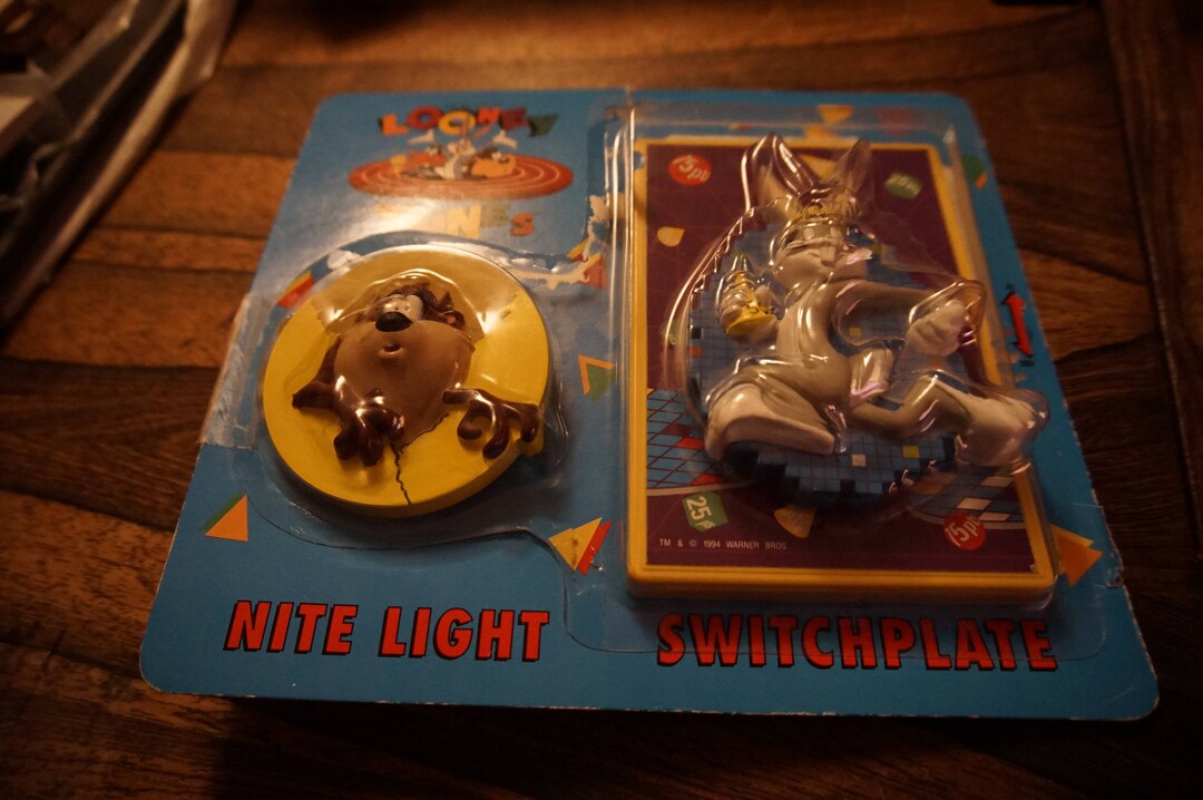 Bugs Bunny Light Switch Plate Taz Night Light Set Vtg 1994 WB Boxed ...