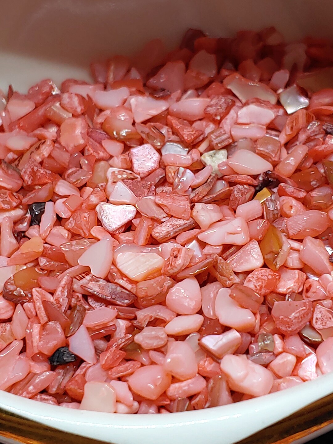 Salmon Freshwater Shell Chips, Dyed, 30g Bag, 1-7mm UV Resin, Epoxy ...