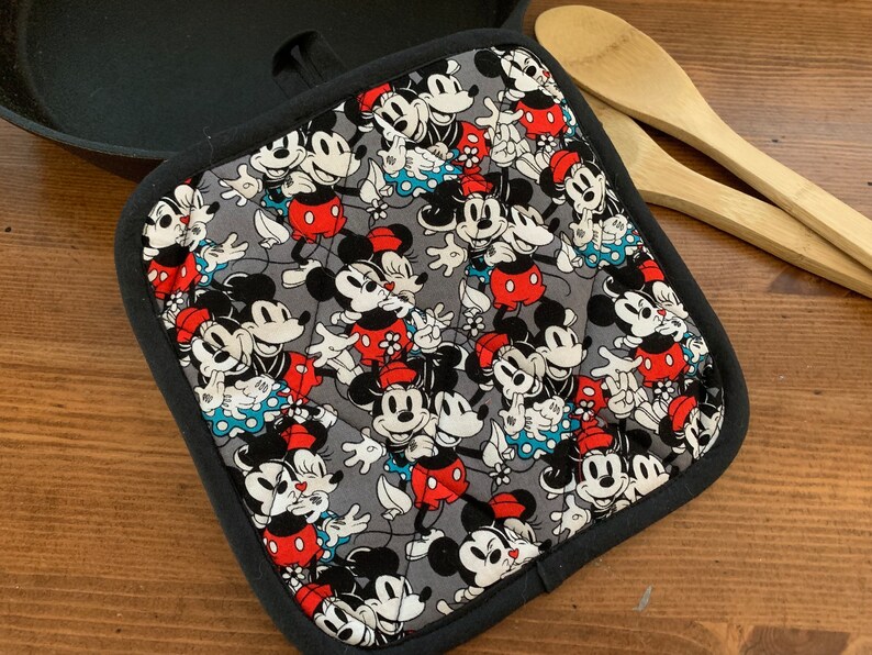 Mickey and Minnie Mouse Pot Holder/hot Pads/oven Mitt - Etsy
