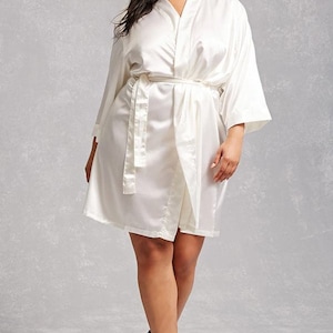 Plus Size Bride Robe, Plus Size Robe for Bride, Getting Ready Robe for ...