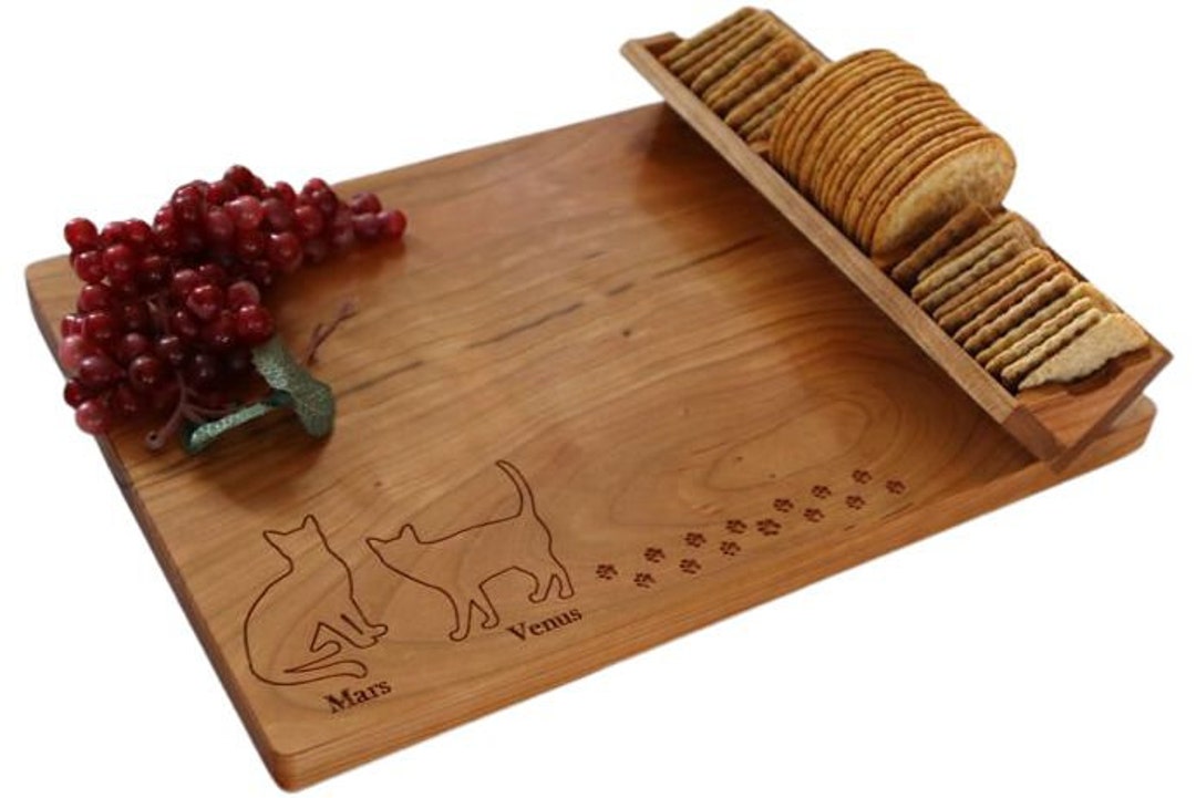 Cat Cheeseboard Animal Charcuterie Board Personalized - Etsy Canada