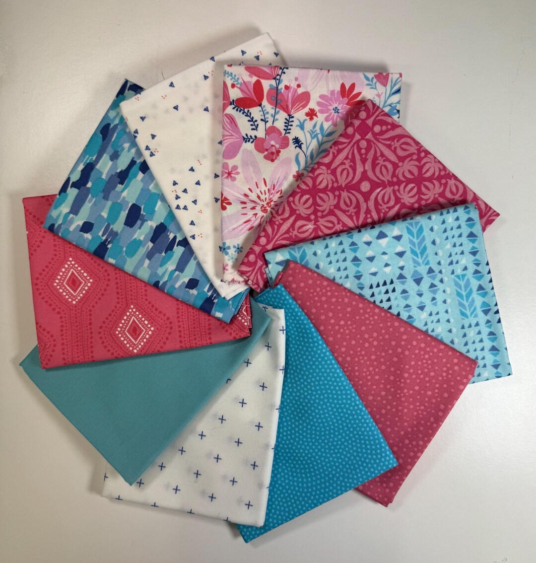ONLY ONE! Summertime Bright Turquoise and Pink Flowers Fat Quarter ...