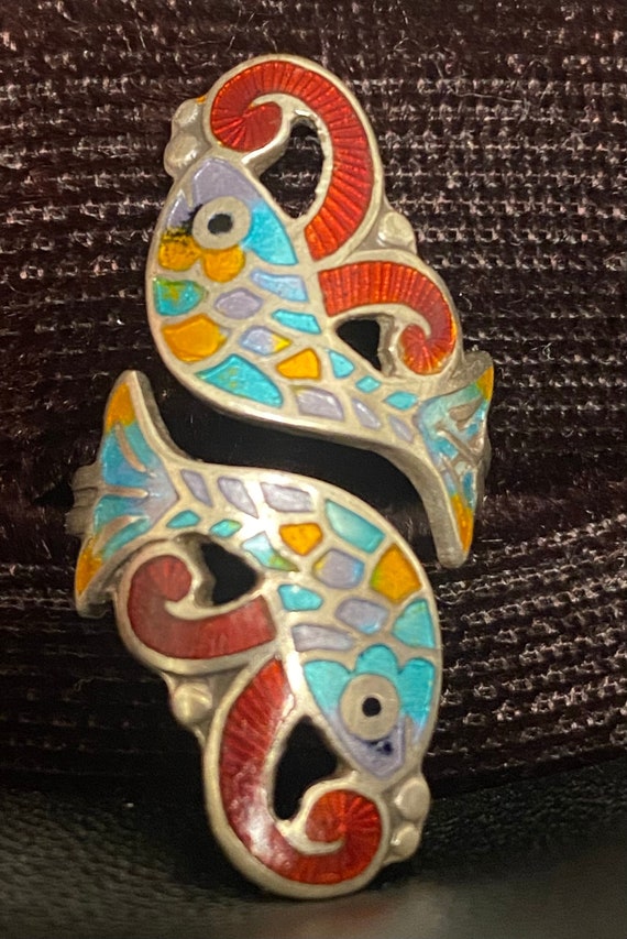 Silver enamel fish design - Gem