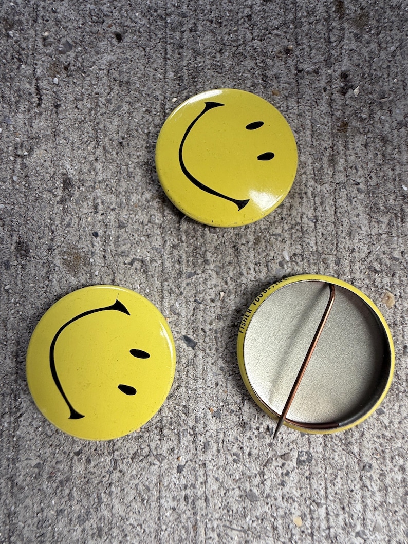 Vintage Smiley Face Button Set (3) - Etsy