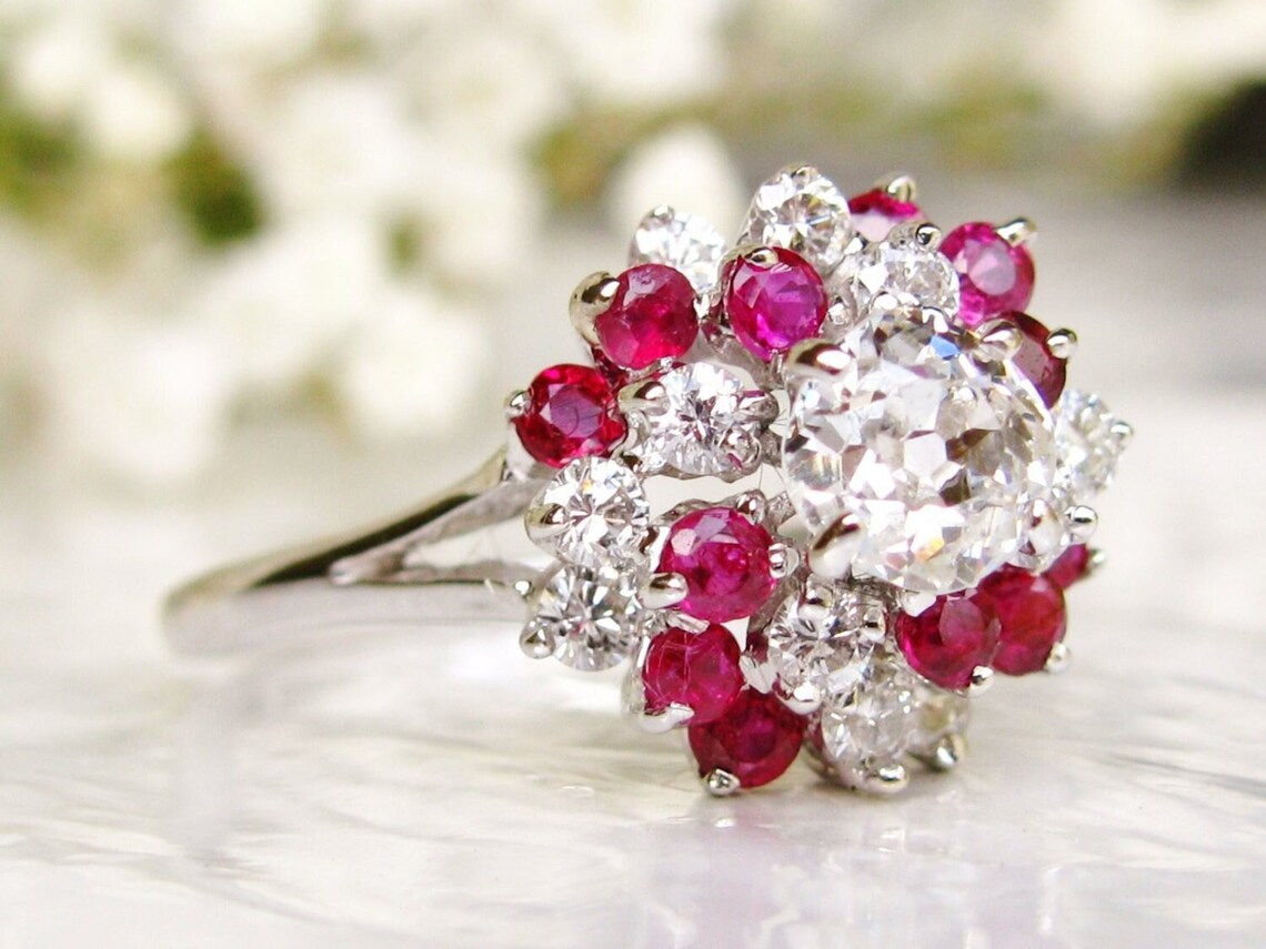 Vintage Ruby & Old Mine Cut Diamond Engagement Ring 0.86dtw - Etsy