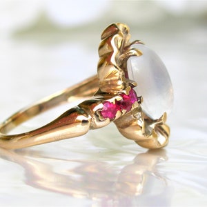 Vintage Oval Cabochon Moonstone and Ruby Ring Unique Alternative Engagement Ring 14K Yellow Gold ...