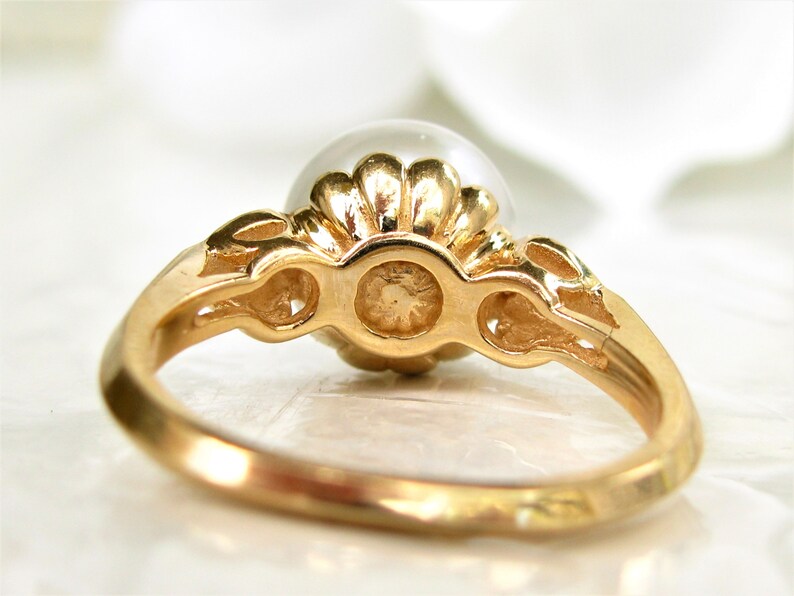 Romantic Pearl & Diamond Ring 14KP Gold Heart Motif | Etsy