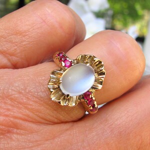 Vintage Oval Cabochon Moonstone and Ruby Ring Unique Alternative Engagement Ring 14K Yellow Gold ...