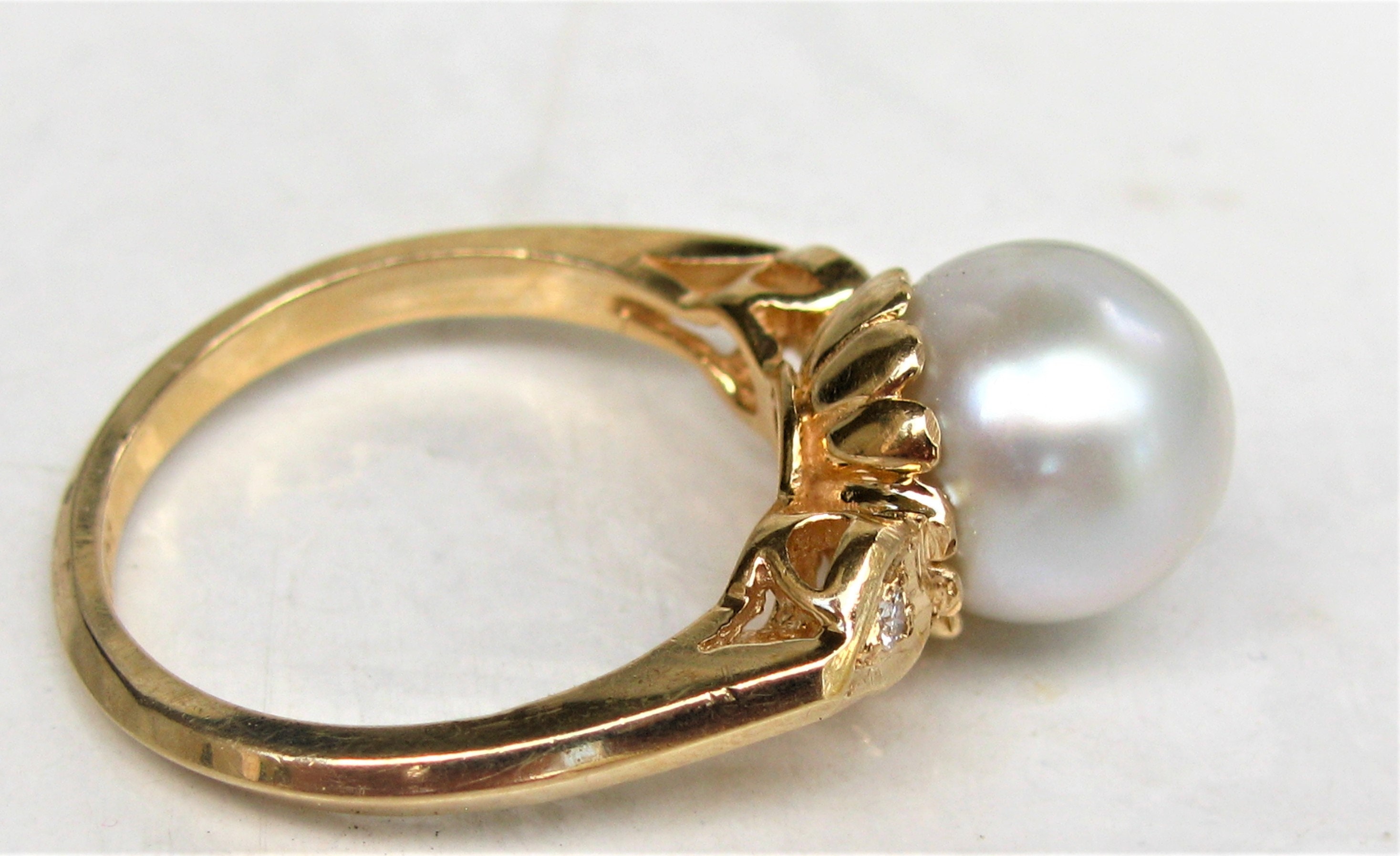 Romantic Pearl & Diamond Ring 14KP Gold Heart Detailing | Etsy