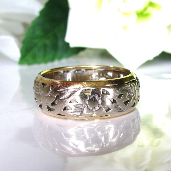Vintage openwork band ring store