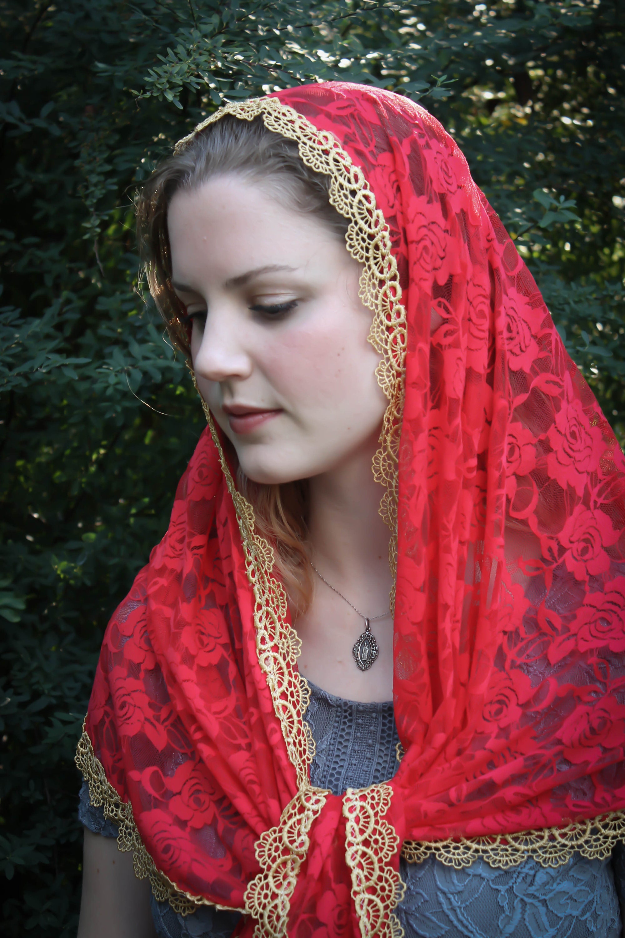 Evintage Veils~ Pentecost Red and Gold Lace Mantilla Chapel Veil ...