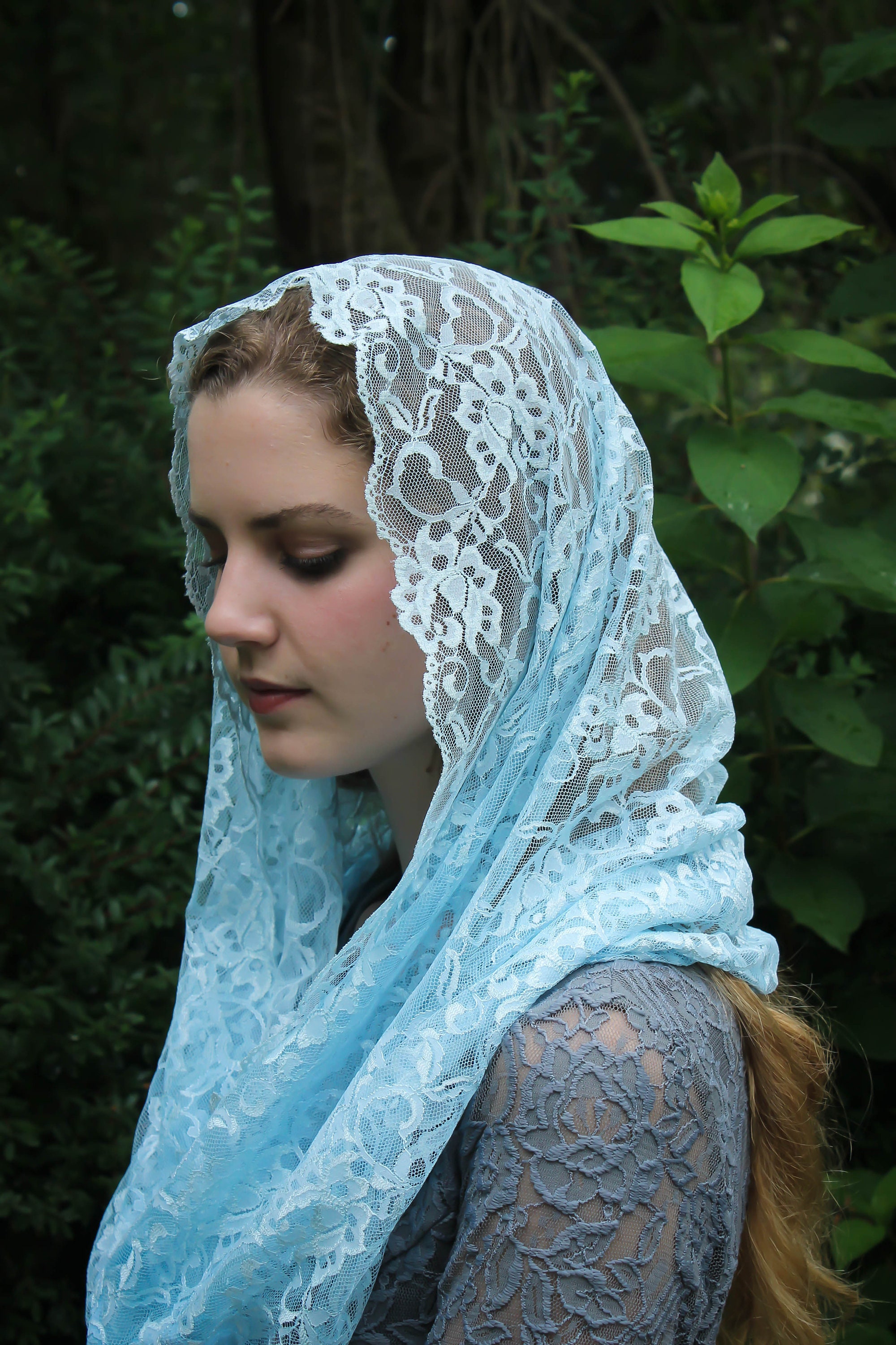 Evintage Veils: Lovely Marian Blue Chantilly Lace Infinity Mantilla ...