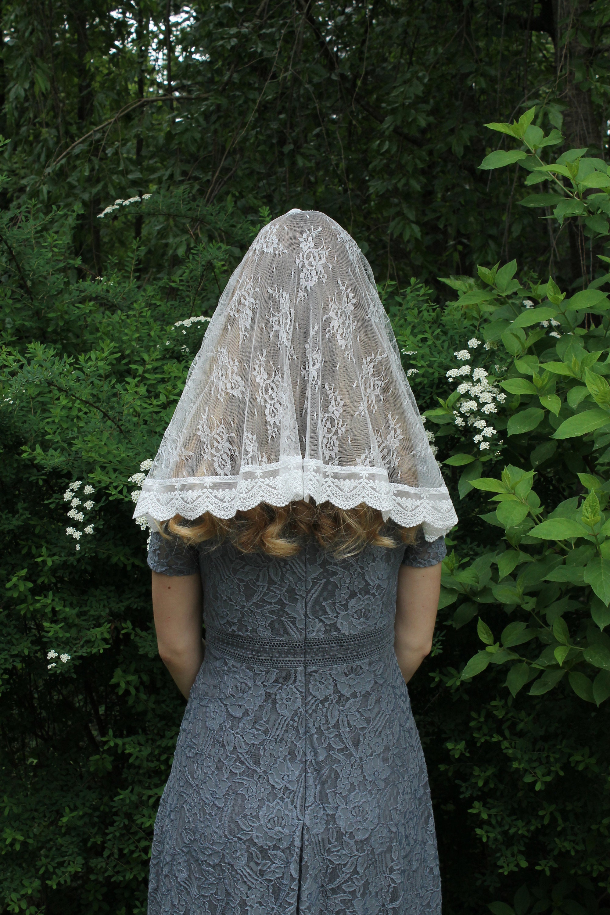 Evintage Veils Traditional Cream White Chantilly Lace | Etsy