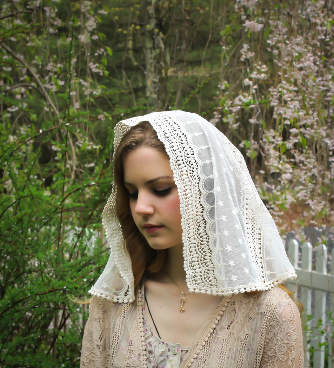 Evintage Veils~ Ivory, Cream White, or Black Stella Maris Mini Veil ...