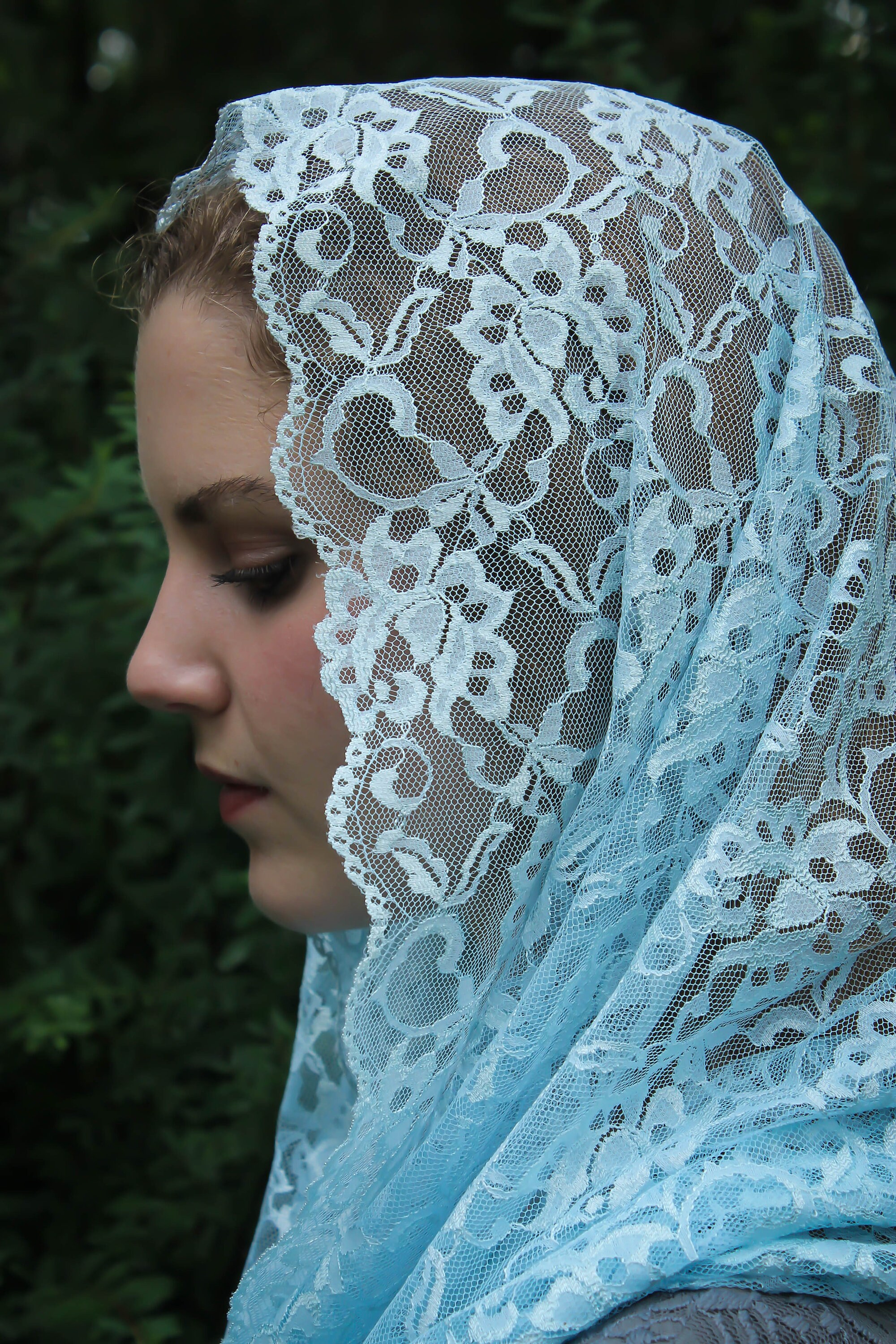 Evintage Veils: Lovely Marian Blue Chantilly Lace Infinity Mantilla ...