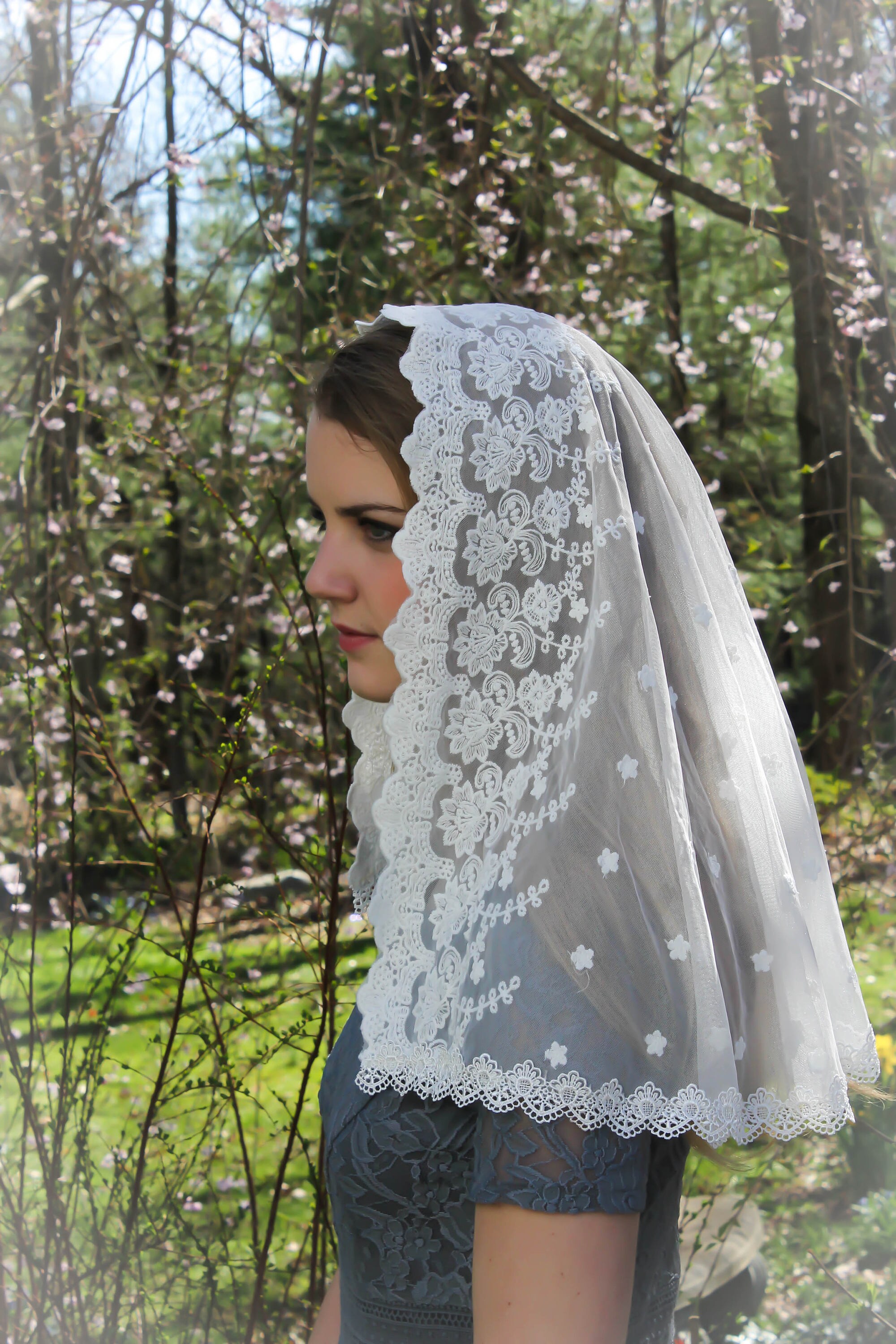 Evintage Veils~ Our Lady of the Lily Cream White Embroidered Lace ...