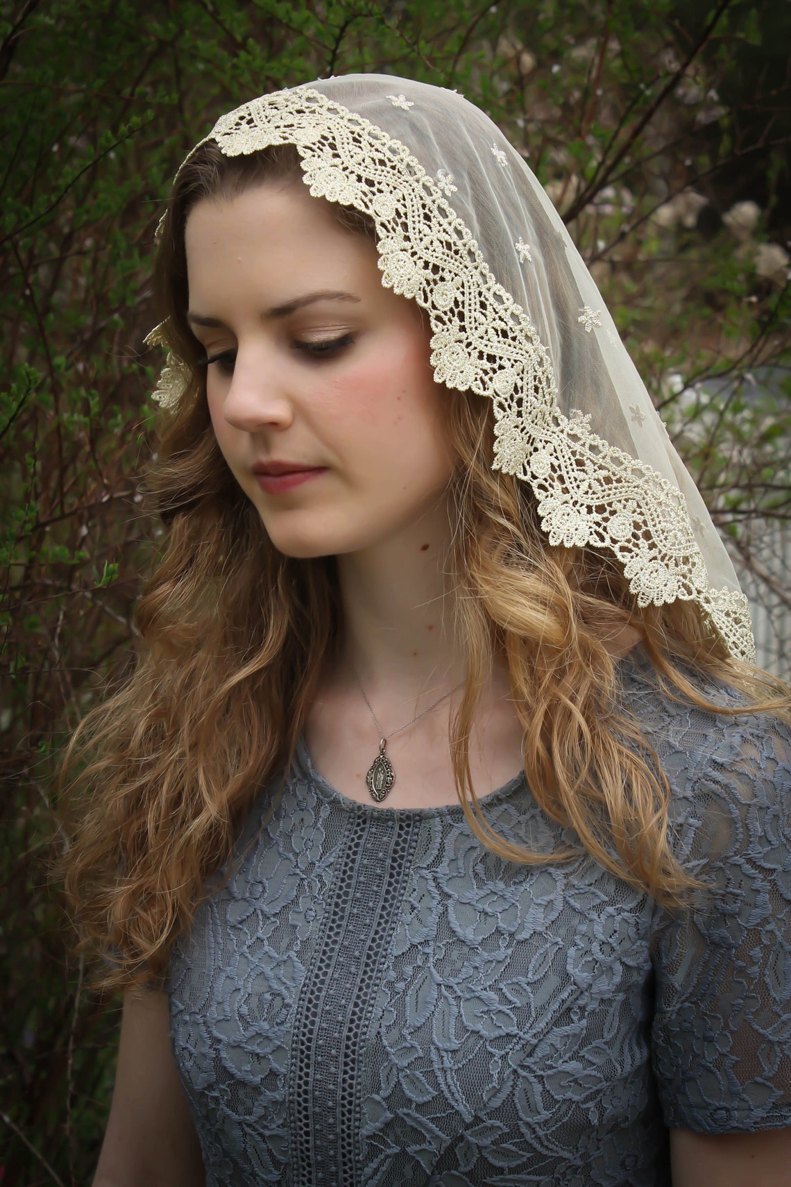 Evintage Veils~ready TO SHIP Elegant Gold Princess Style Traditional ...