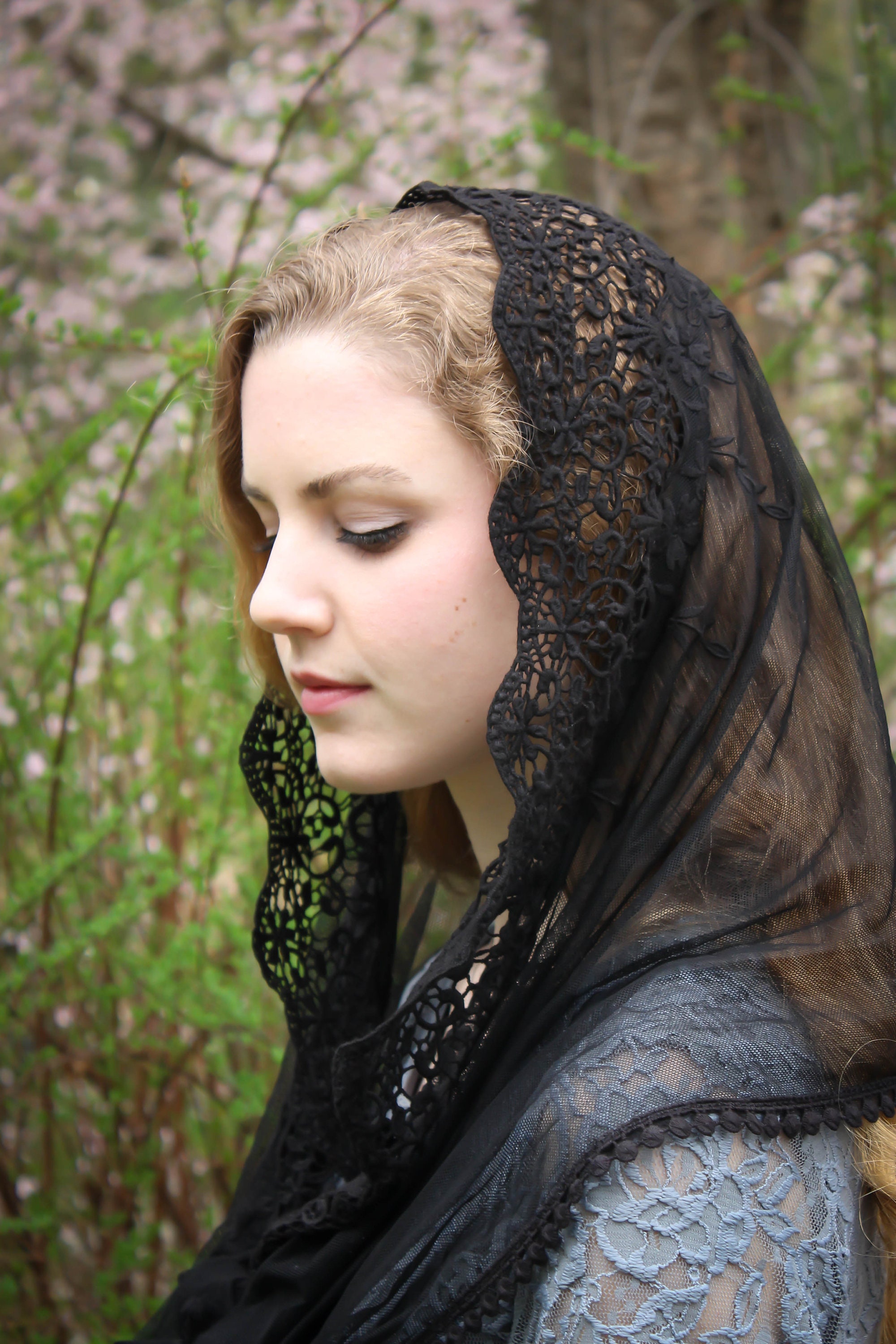 Evintage Veils~NOT QUITE PERFECT BlackLace French Chapel Veil Mantilla ...