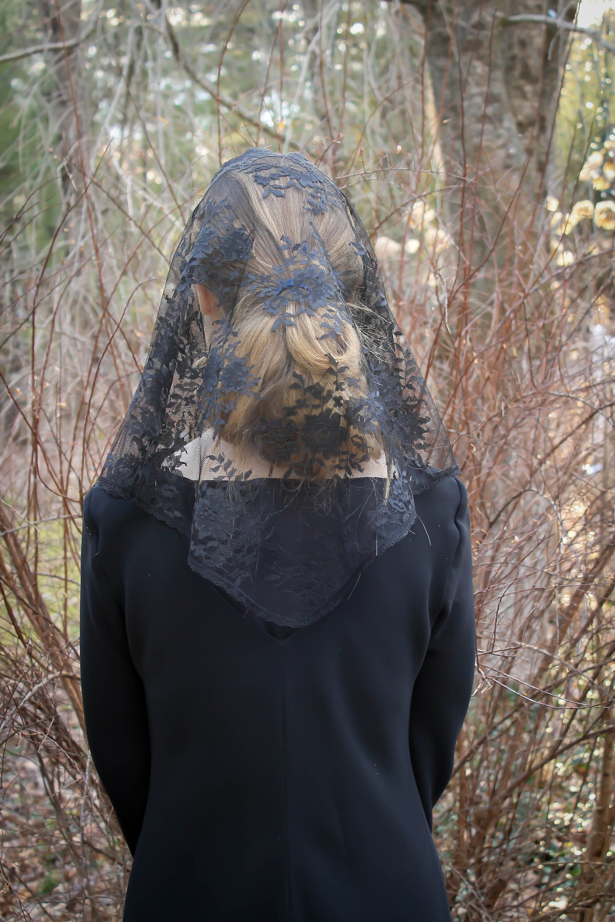 Evintage Veils~ Chantilly Lace Black Infinity Veil OR Triangle Vintage ...