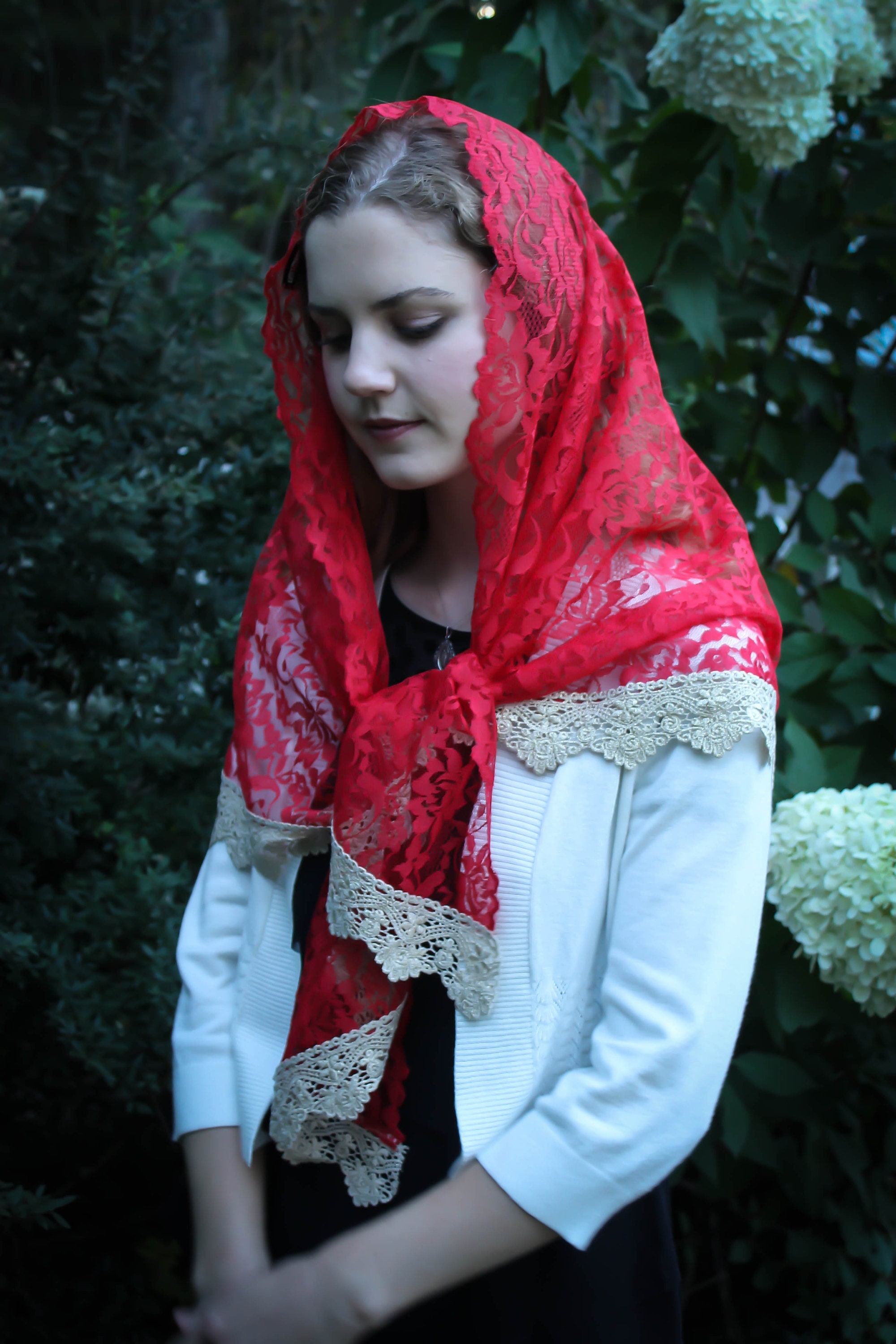 Evintage Veils~ Lovely Pentecost Red/Gold or Ivory/Gold Embroidered ...