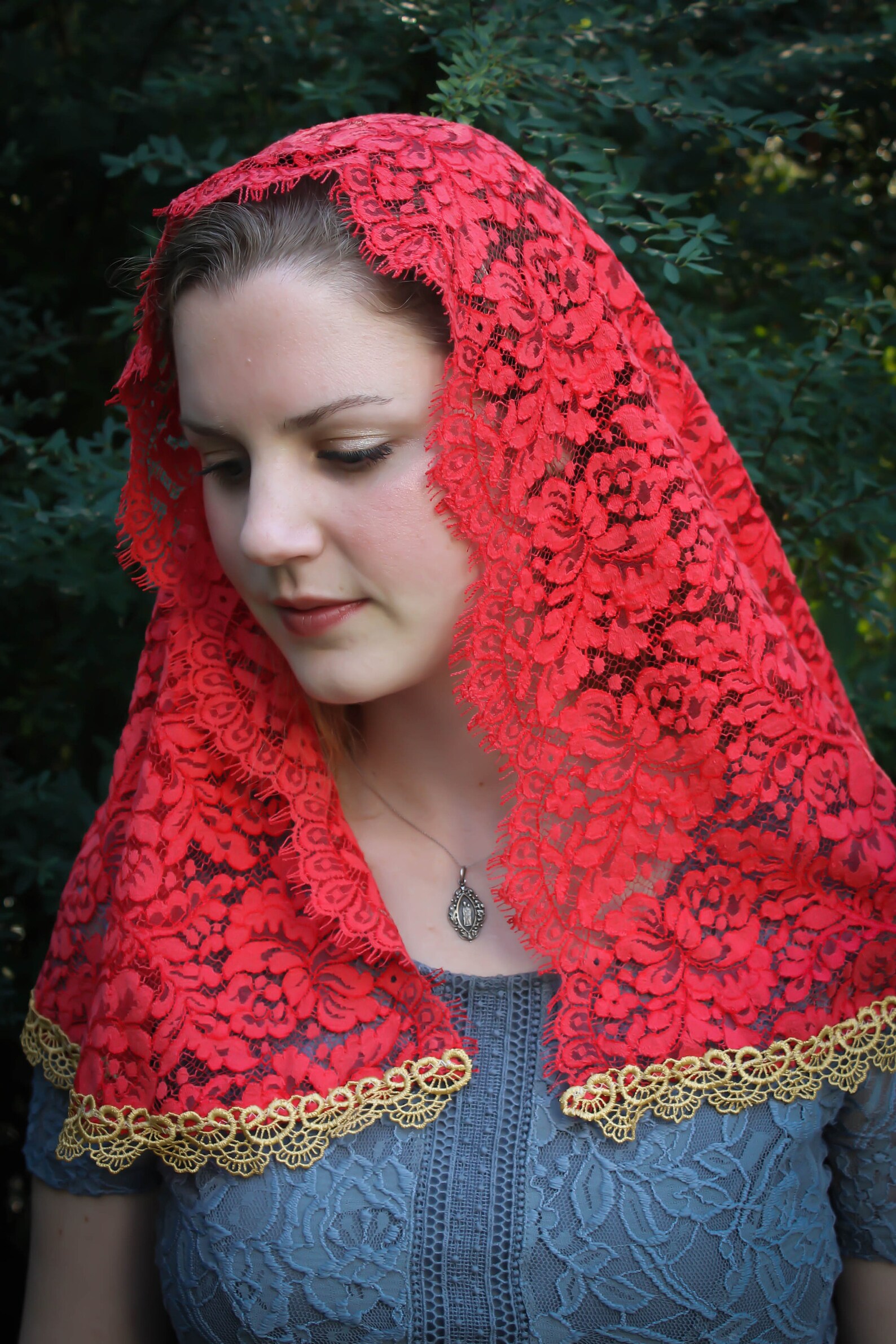 Evintage Veils~ Pentecost Red and Gold Lace Mantilla Chapel Veil D ...