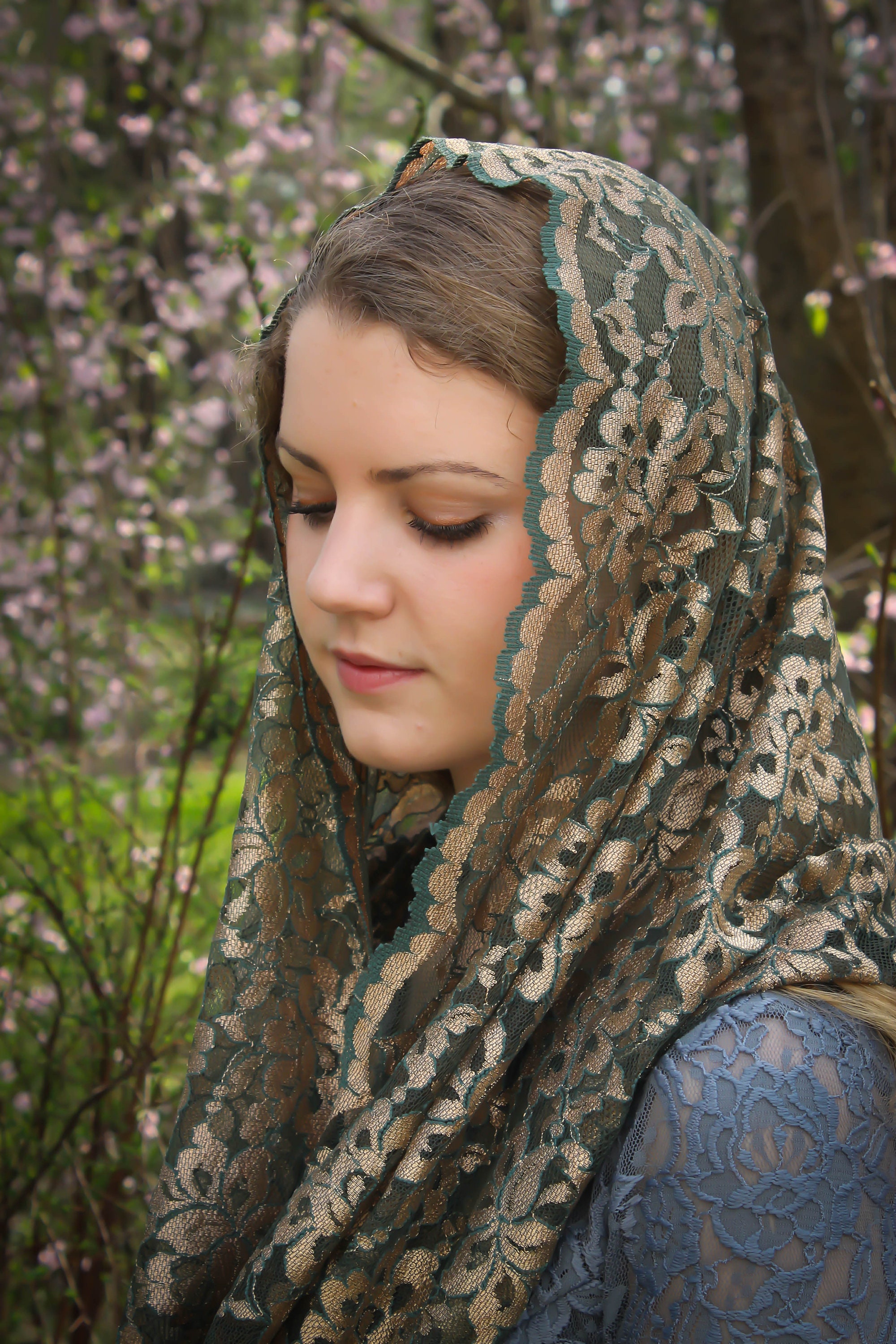 Evintage Veils~ Teal & Gold Embroidered Super Soft Lace Infinity Shape ...
