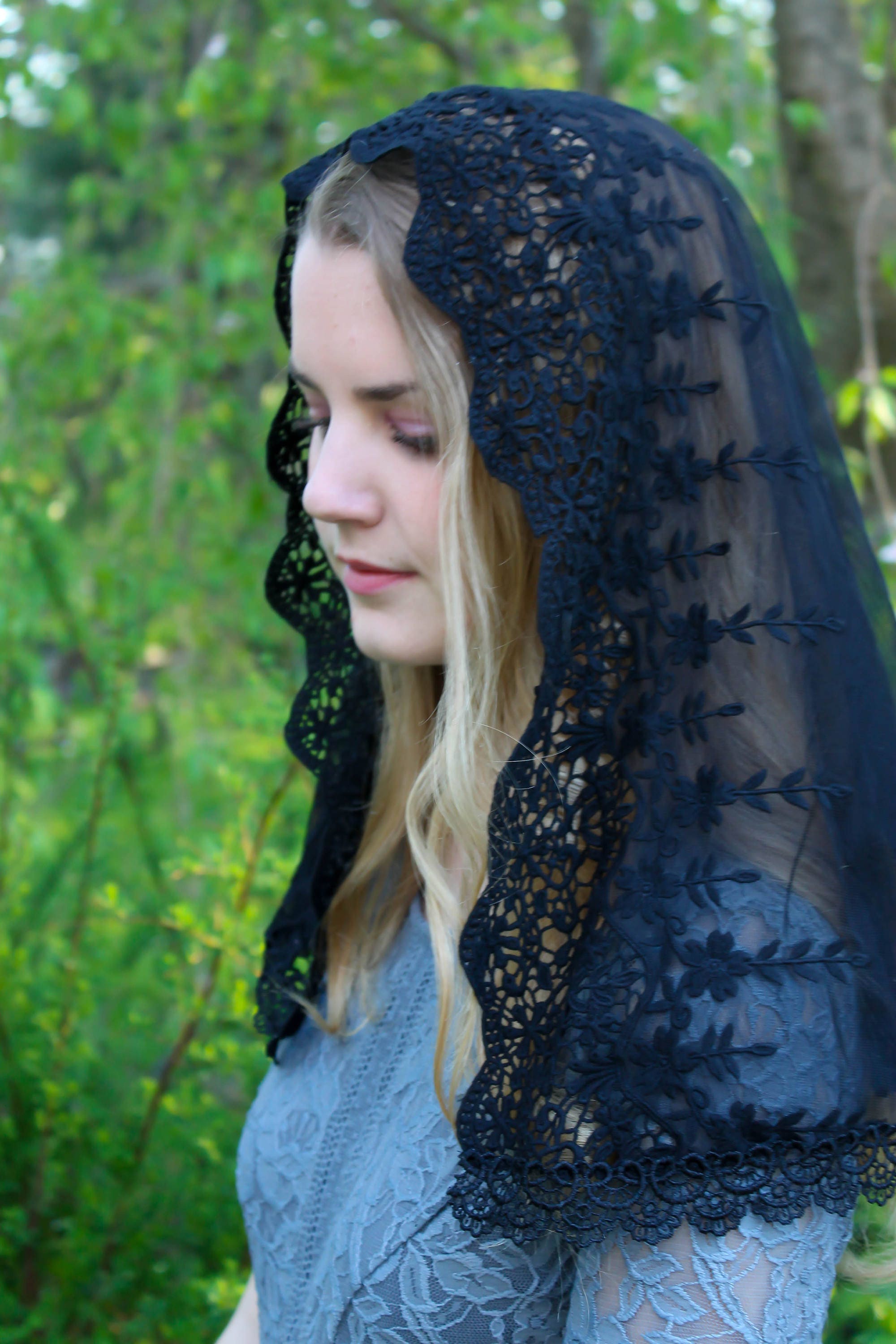 Evintage Veils~Black Lace French Chapel Veil Mantilla Head Covering ...