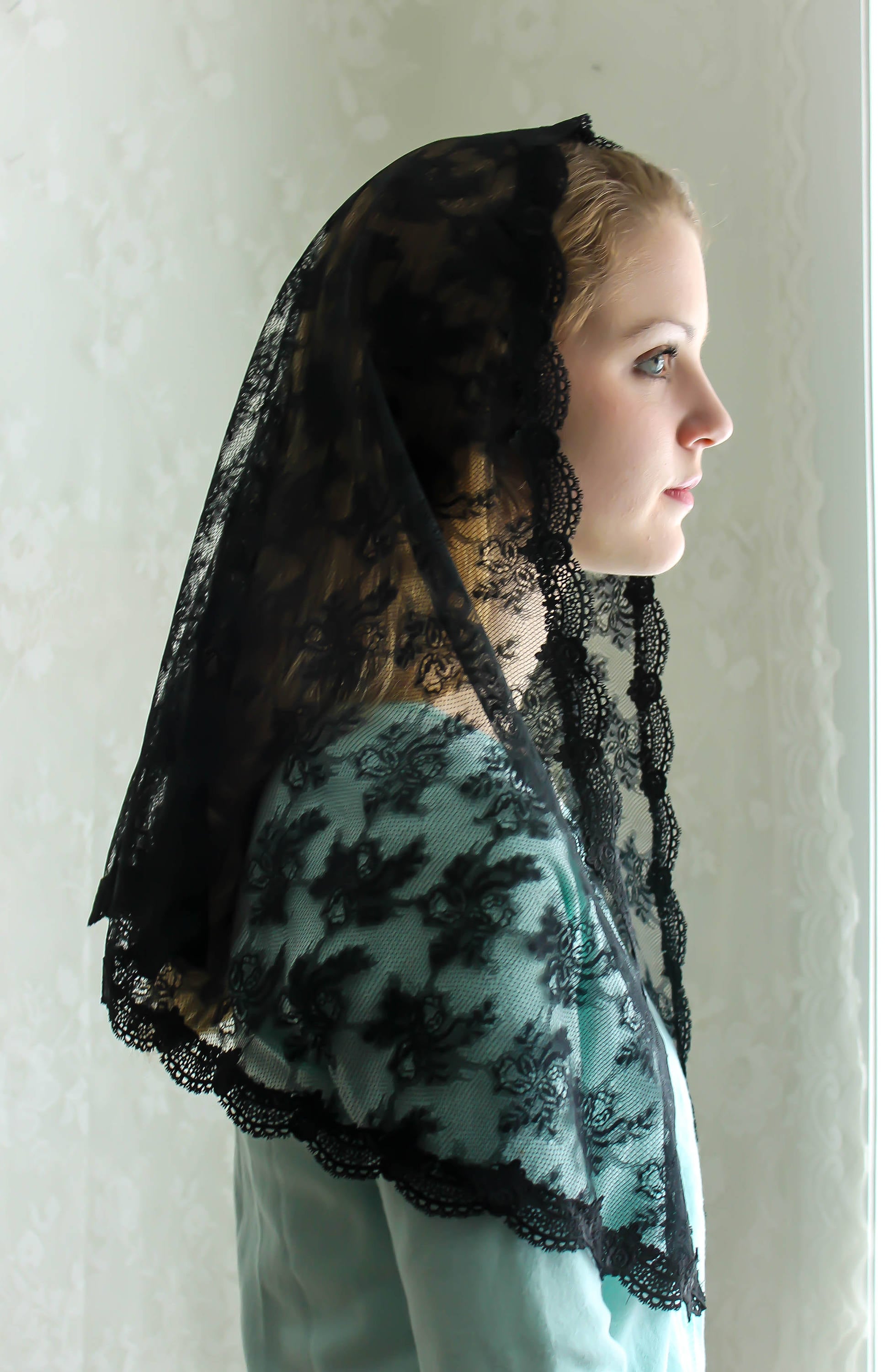 Evintage Veils~ Traditional Black Vintage Inspired Lace Triangle ...