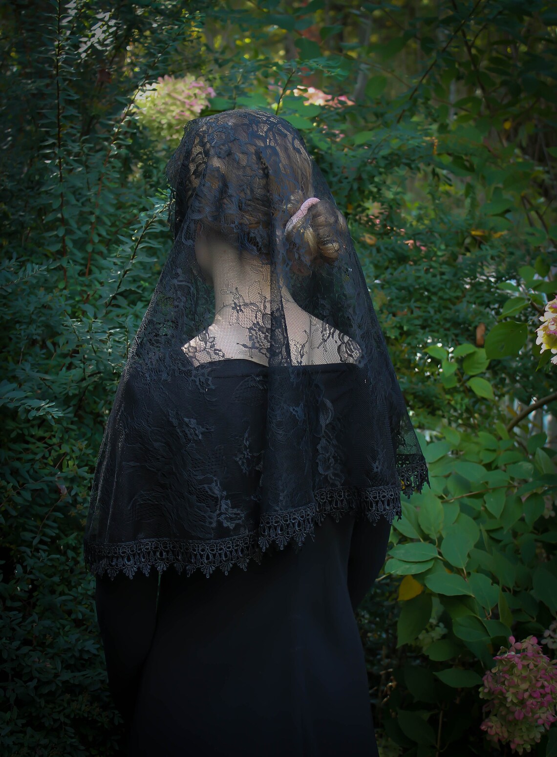 Evintage Veils~ Black Spanish Style Lace Floral Lace Mantilla Chapel ...