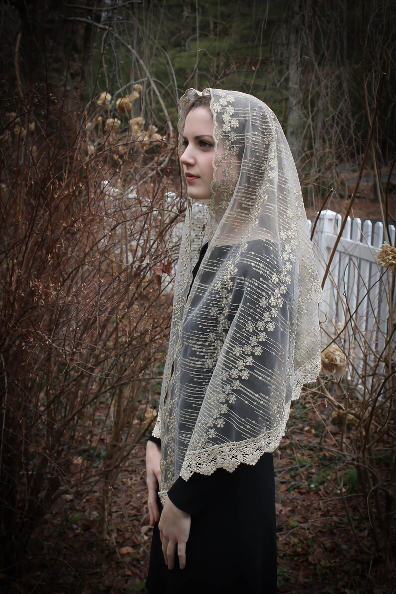 Evintage Veils~ Stella Maris Lovely Ivory & Gold Embroidered ...