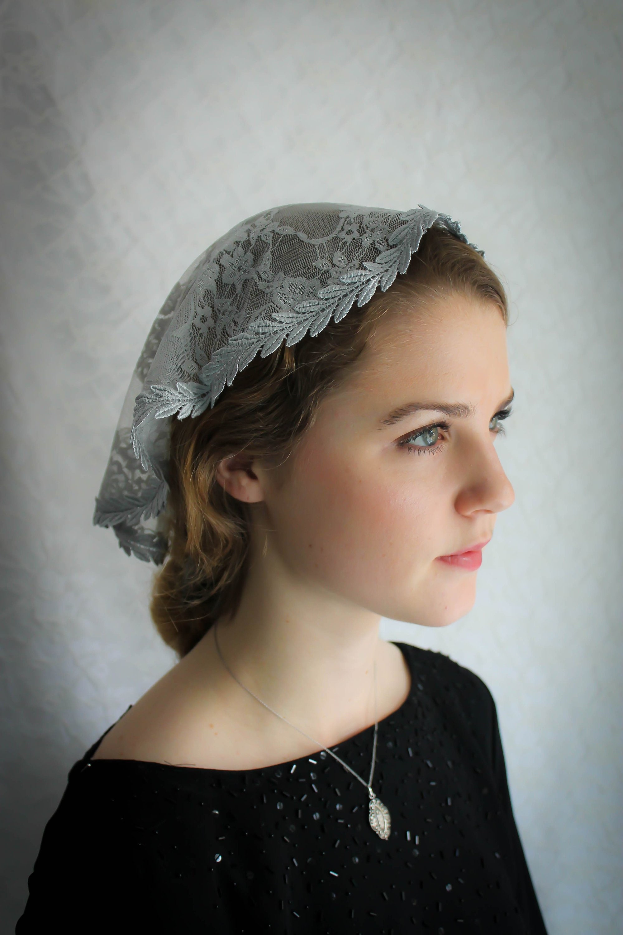 Evintage Veils~READY TO SHIP Princess Style Frost Gray Laurel Leaf ...