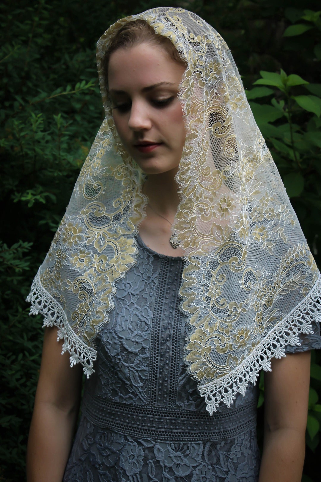 Evintage Veils~ Regina Caeli Antique Gold/white Traditional Vintage ...