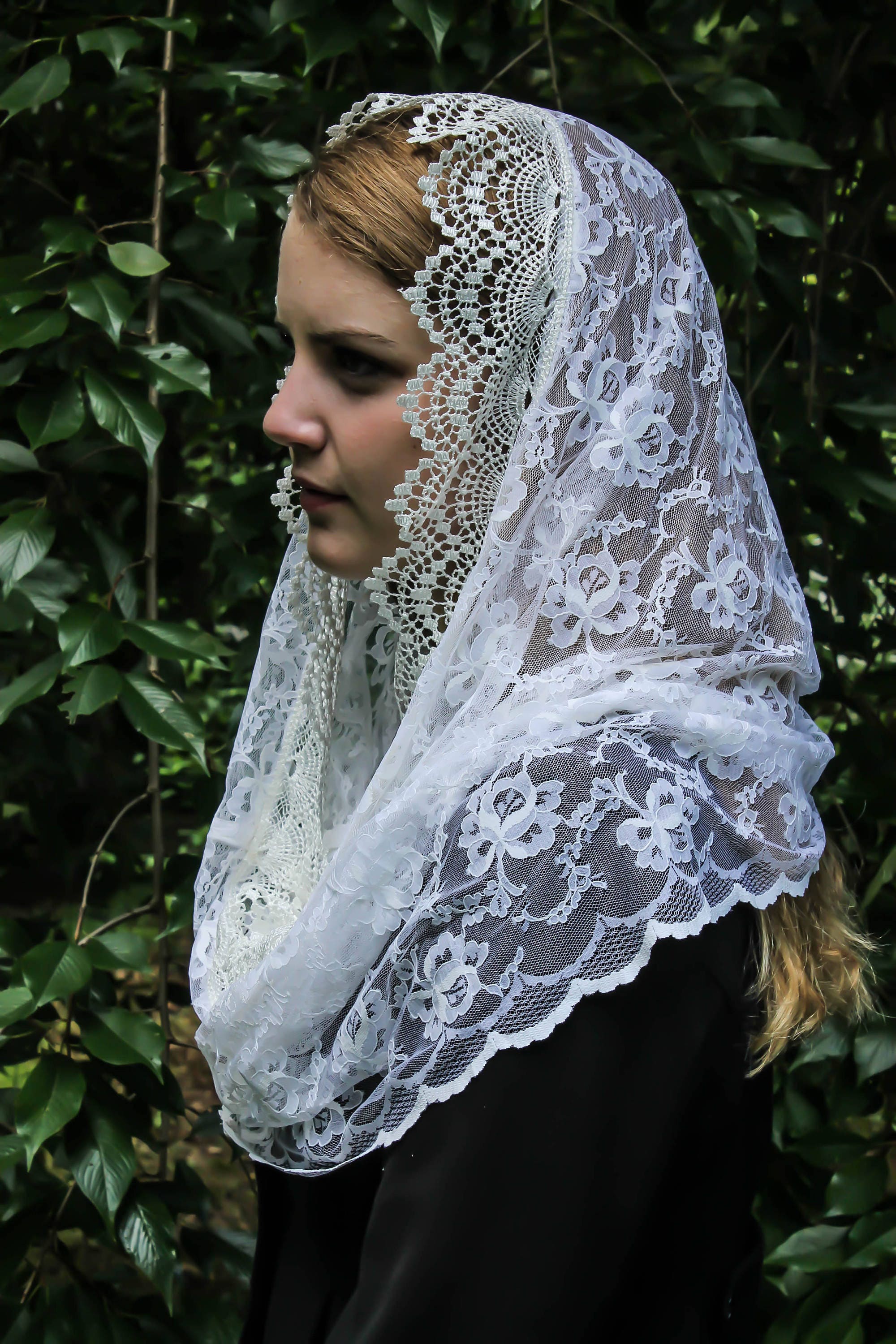 Evintage Veils~ Light Ivory Vintage Look Lace Chapel Veil Mantilla ...