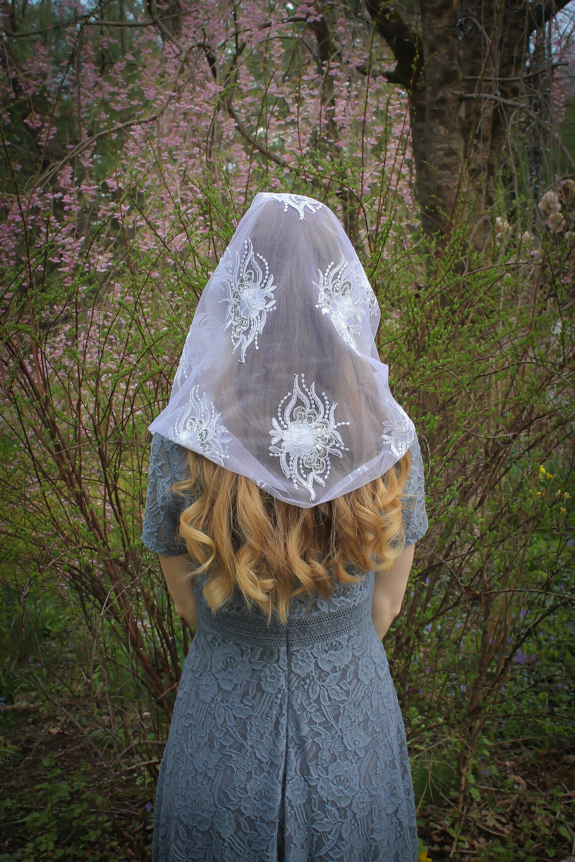 Evintage Veils~ Queen of Peace White/silver OR Gold on Champagne Sequin ...