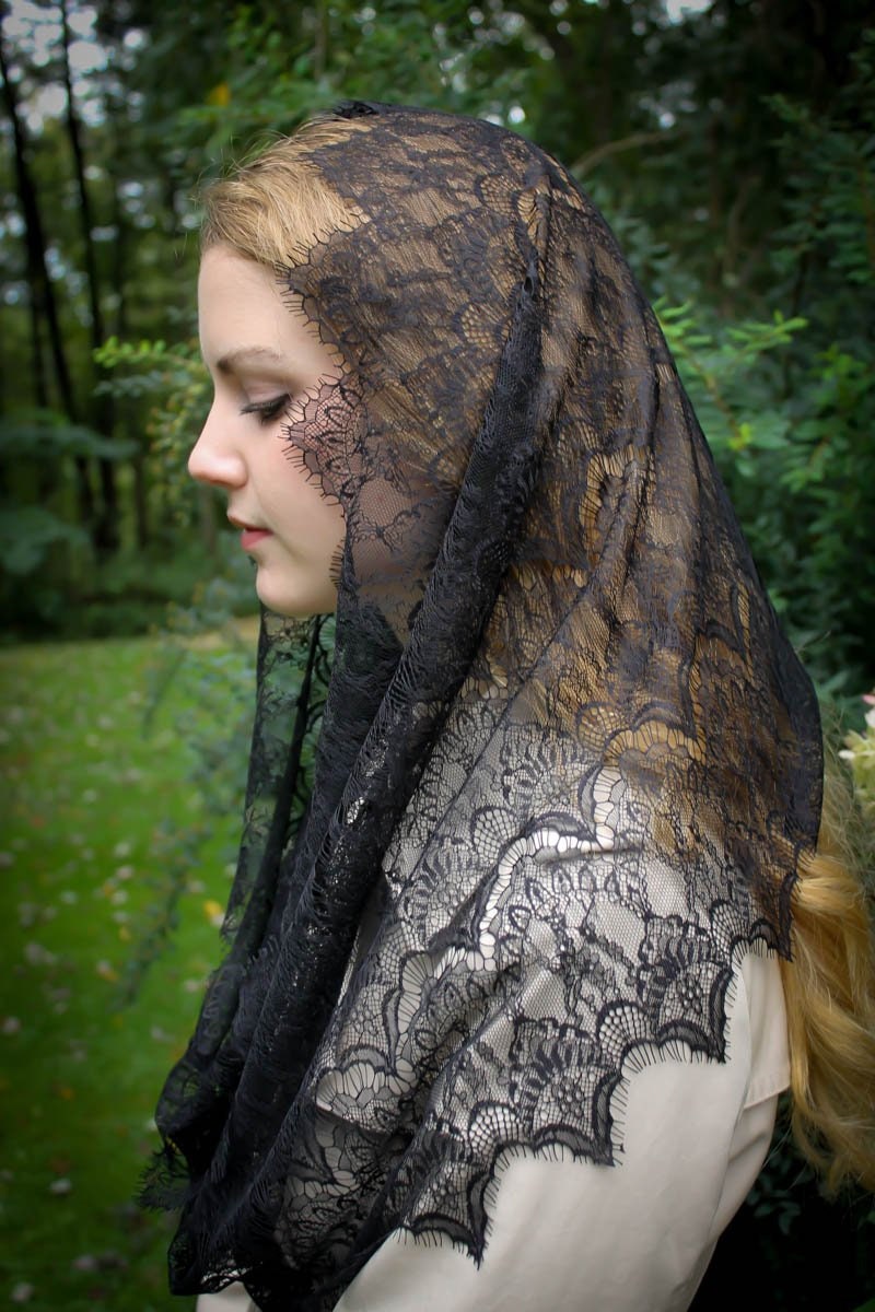 Evintage Veils: Black Spanish Style Lace Infinity Veil Chapel Veil Mantilla