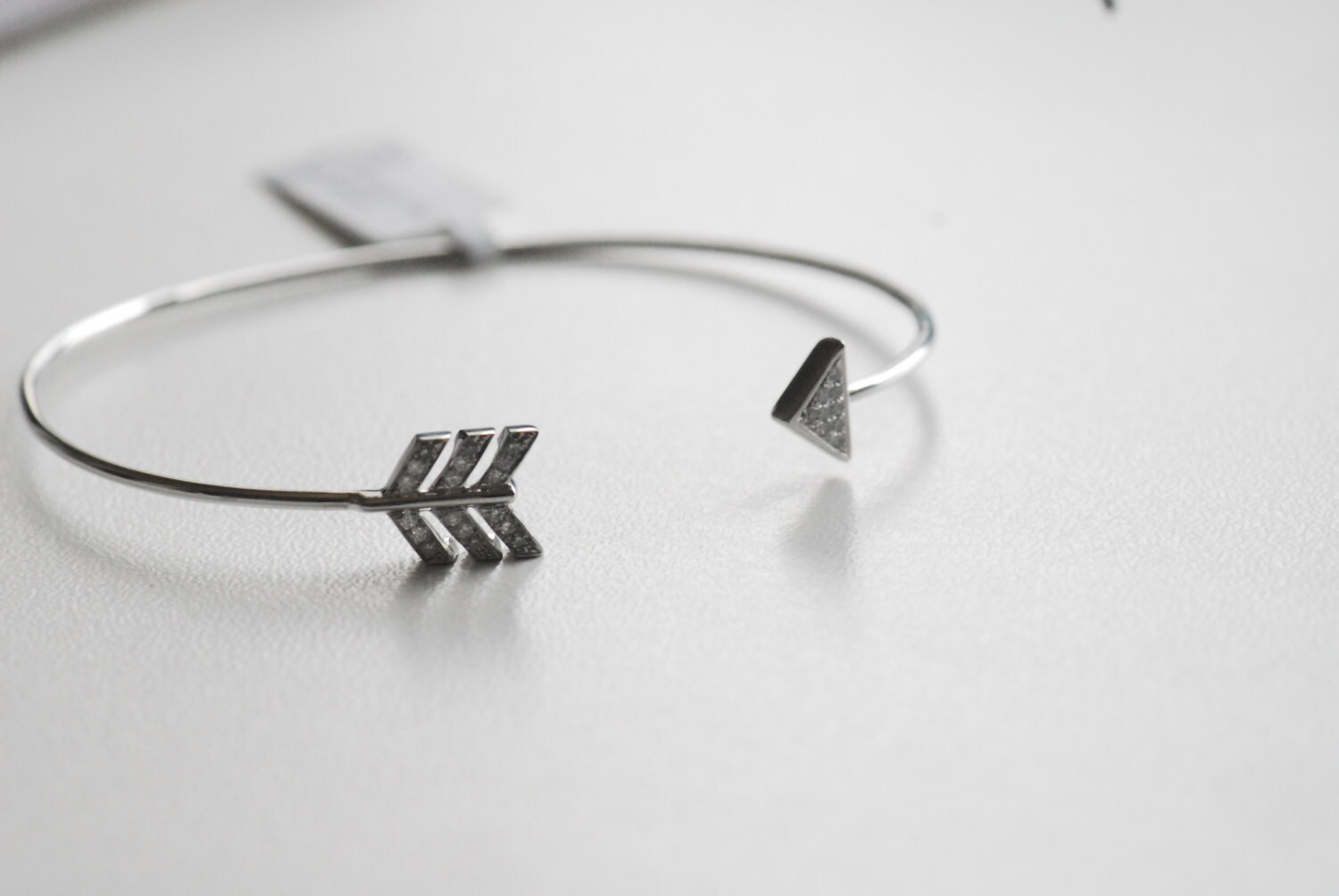 14K White Gold Diamond Arrow Bangle - Etsy