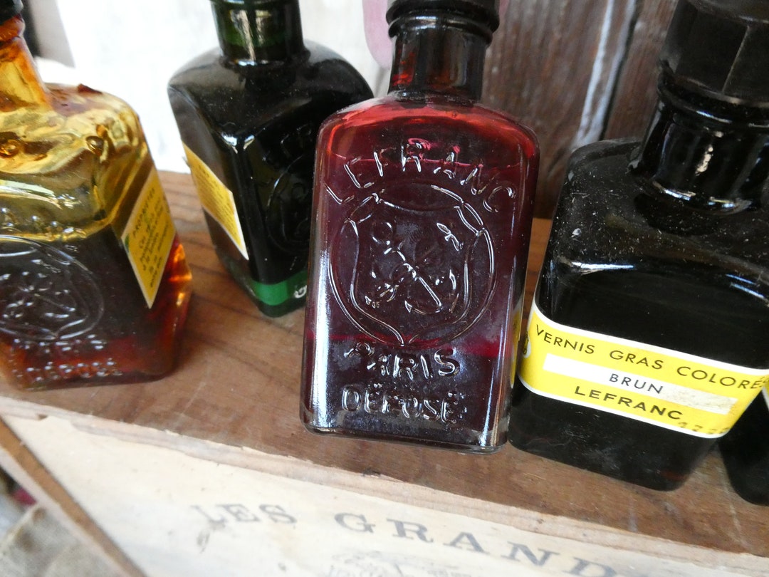Quirky Set of Artist's Varnish Bottles for Painting on Glass With ...