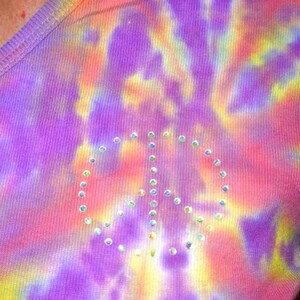Peace Sign Bling on Tie Dyed Shirt Women's Size Extra Large ...