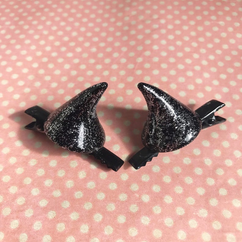 Cute mini resin devil horn hair clips in red and black | Etsy