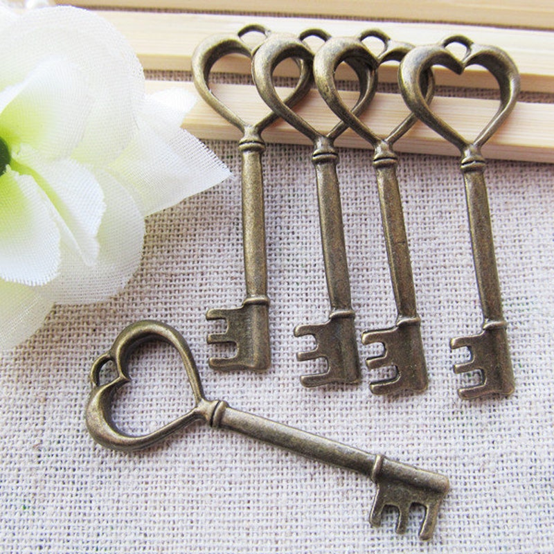 Heart Key Pendant - Etsy