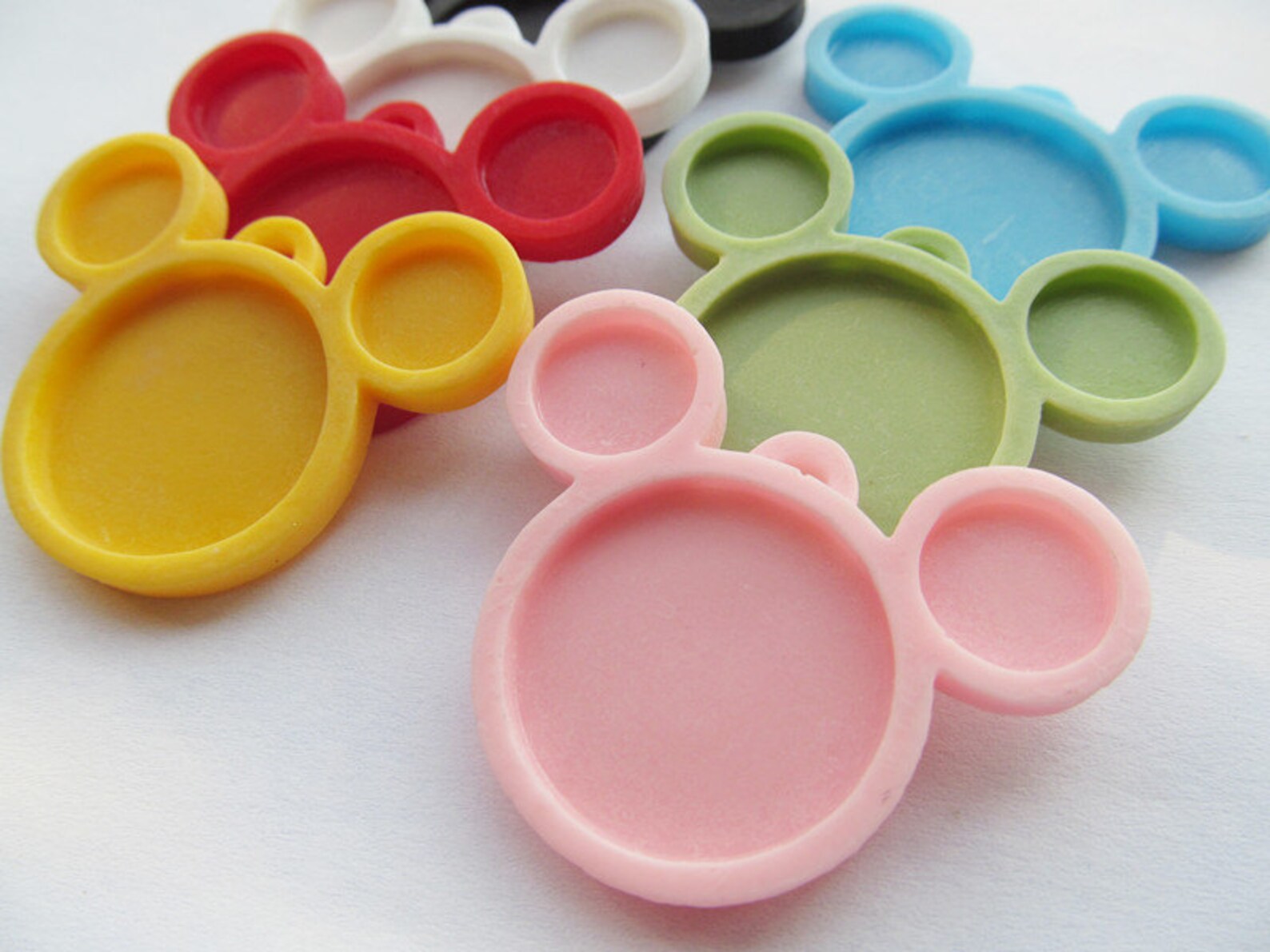 7colors Round Flatback Resin Mickey Charm FindingFiligree | Etsy