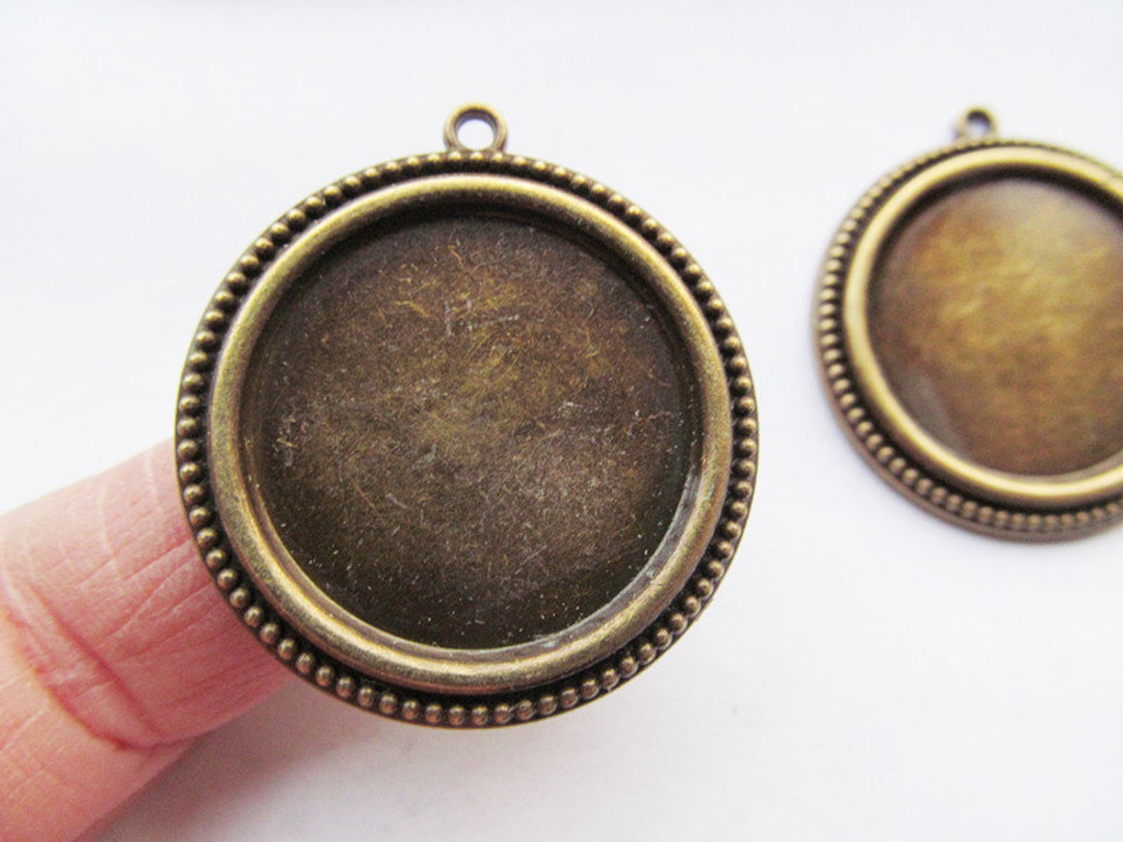 Antique Bronze Round Base Setting Bezel Tray Bezel Pendant | Etsy