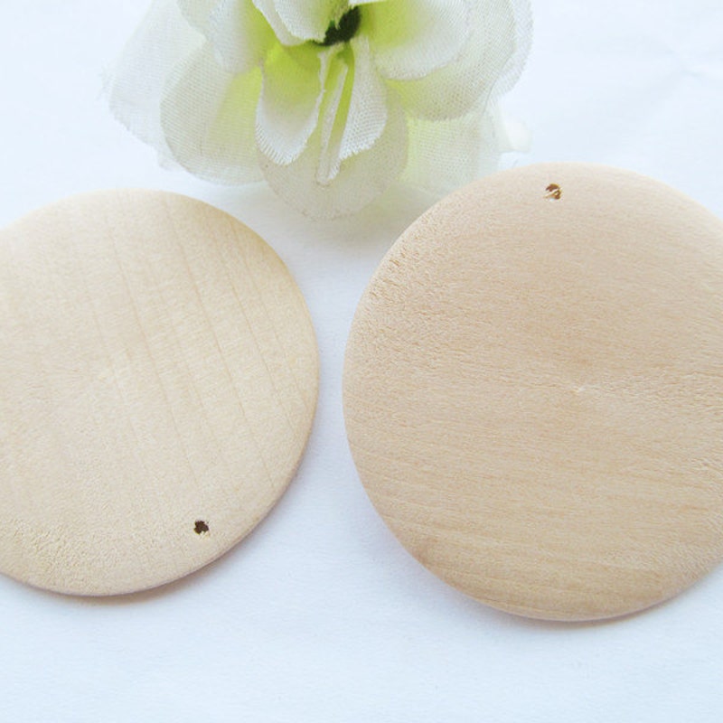 Round Wood Pendant - Etsy