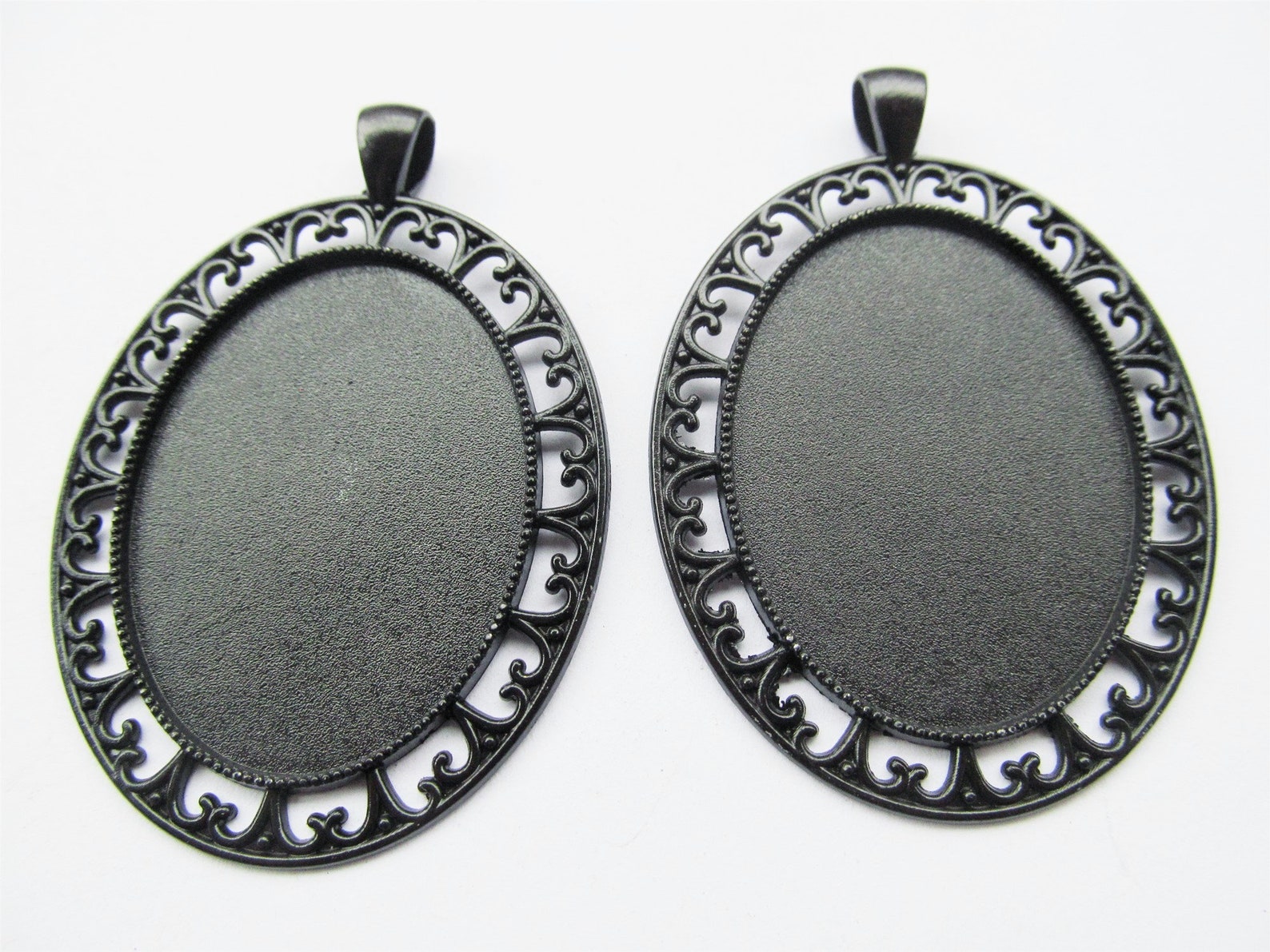 Black Oval Frame Base Setting Tray Bezel Pendant | Etsy