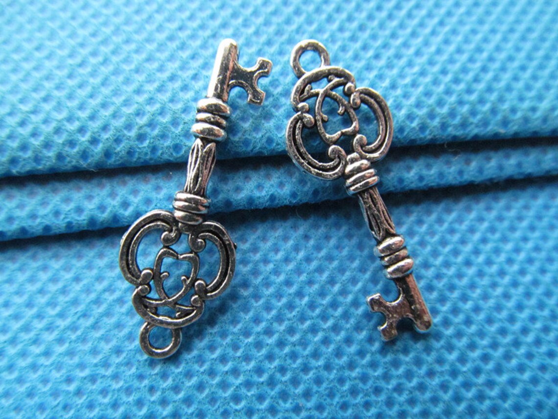10mmx28mm Antique Silver Tone Key Pendant Charm/finding,diy Accessory ...