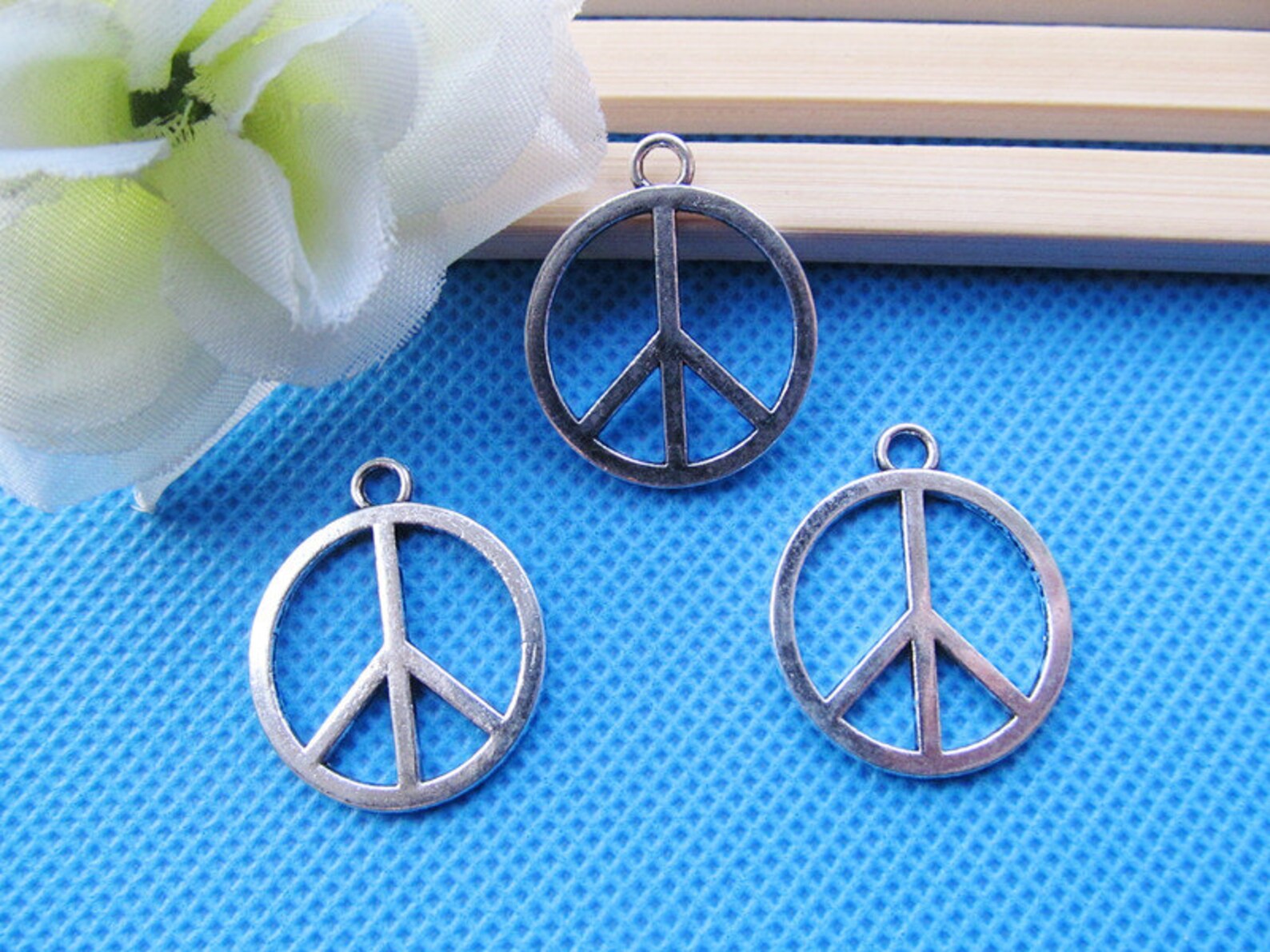 21mmx25mm Antique Silver Tone/antique Bronze Peace Sign | Etsy